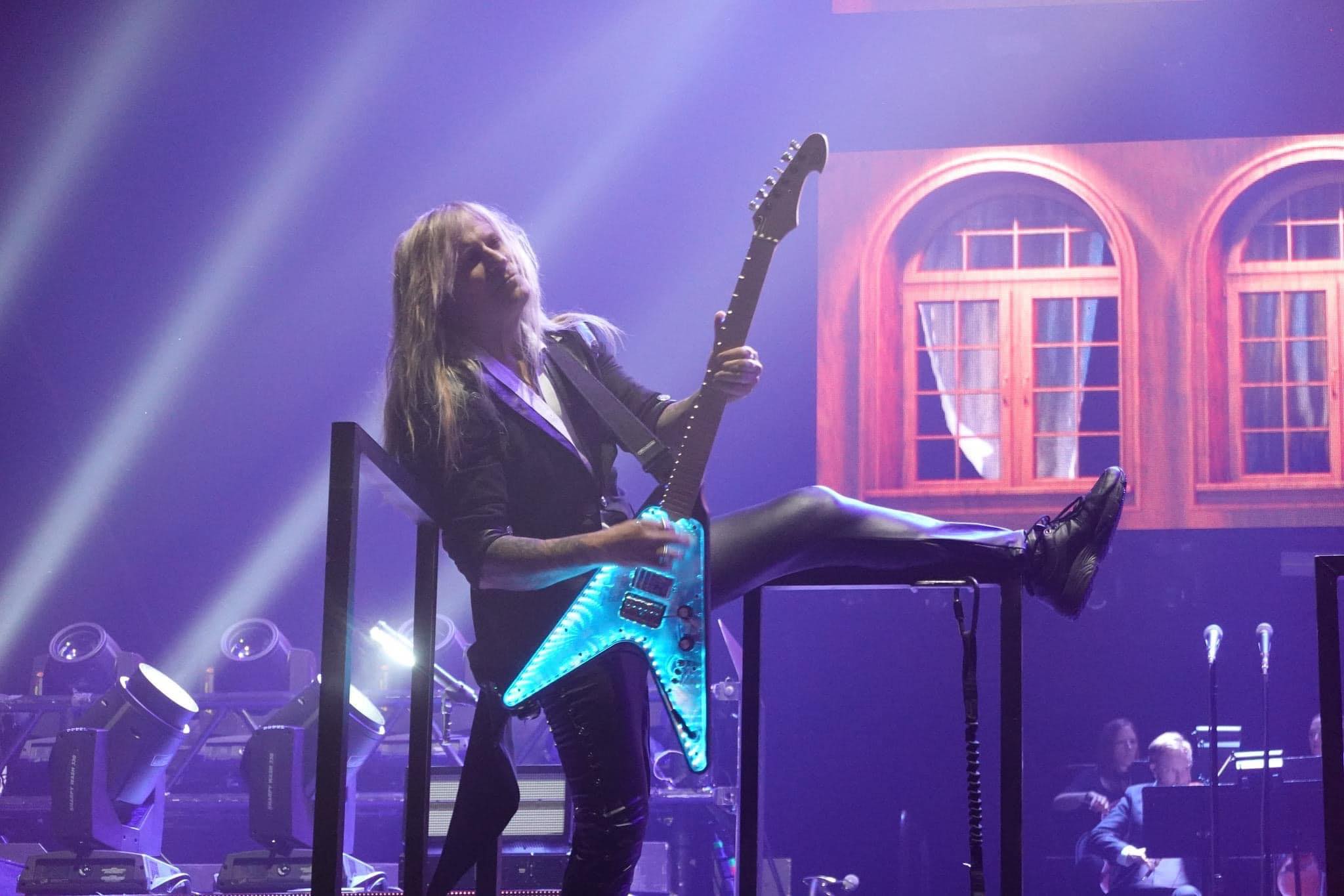 CHRIS CAFFERY plays a solo on the new album – EMPIRIC